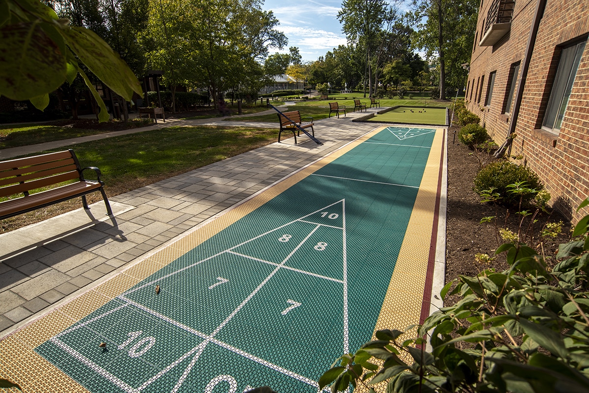 Dayton's Premier Senior Living Apartments | One Lincoln Park